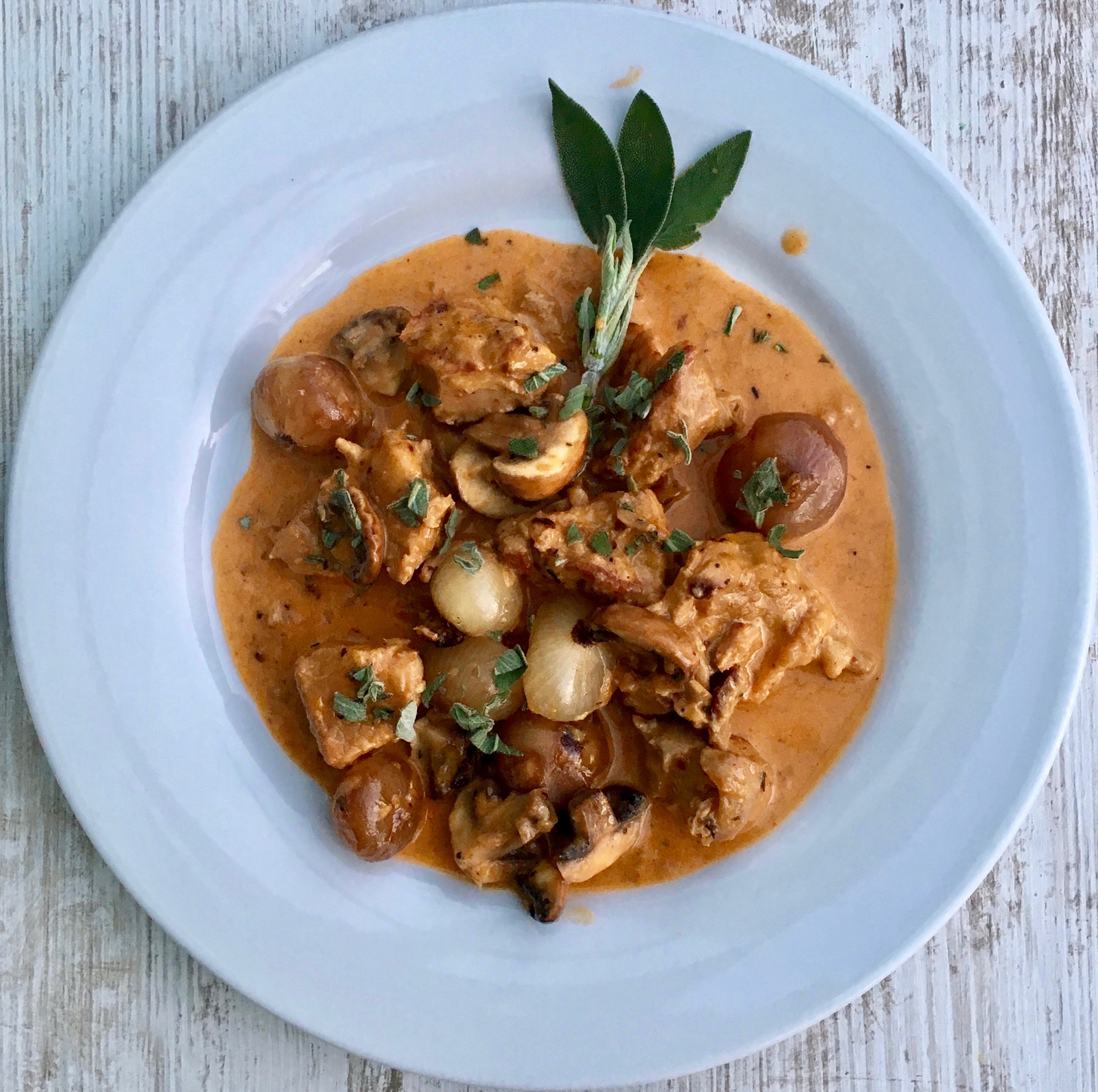 Kalbsvoressen mit Salbei, Champignons und Cipolle Borettane | lillyson
